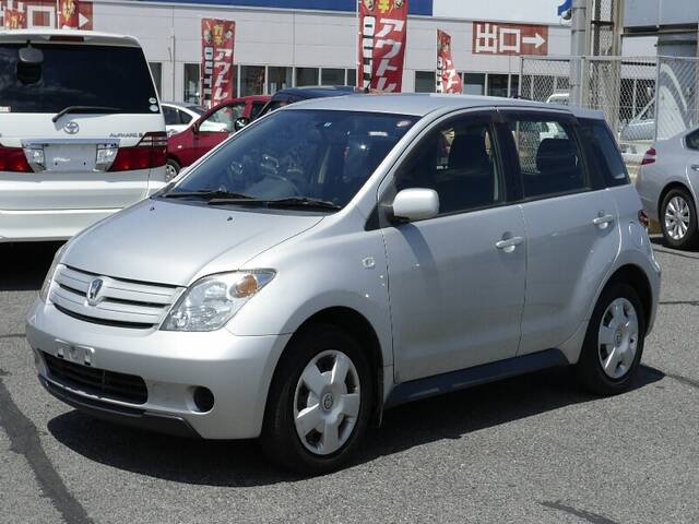 2004 TOYOTA IST | Ref No.0100027712 | Used Cars for Sale | PicknBuy24.com