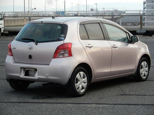 2007 TOYOTA VITZ (YARIS) - Pink color! Push start button! Smart Key ...