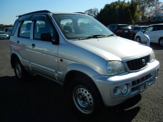 2005 TOYOTA CAMI - 4WD! High from Ground! Fuel Economy 1300cc Engine ...