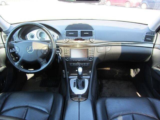 2002 e320 interior