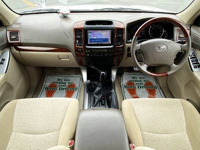 prado 2003 interior