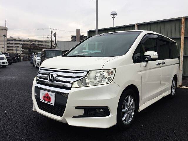 2011 HONDA STEPWAGON | Ref No.0100903602 | Used Cars for Sale ...