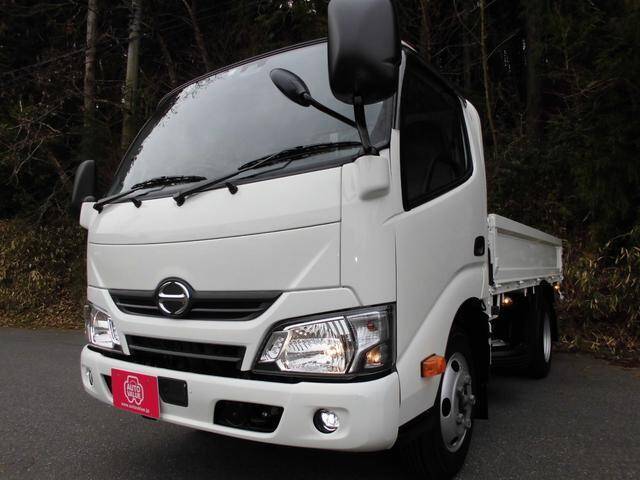 2017 HINO DUTRO | Ref No.0120165819 | Used Cars for Sale | PicknBuy24.com