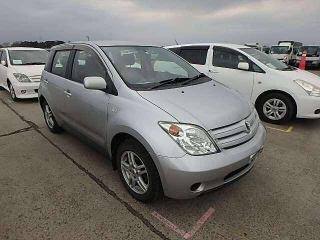 2004 TOYOTA IST | Ref No.0120183106 | Used Cars for Sale | PicknBuy24.com
