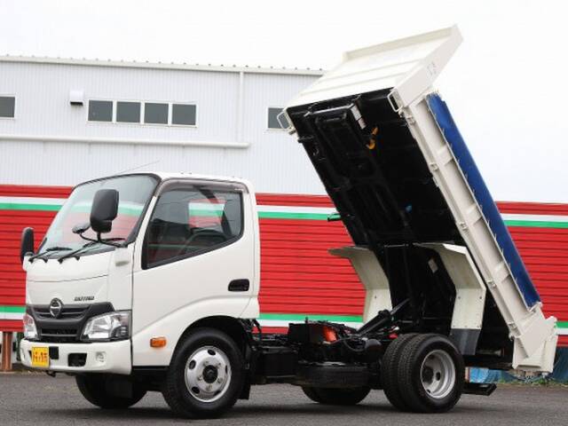 2018 HINO DUTRO | Ref No.0120821524 | Used Cars for Sale | PicknBuy24.com