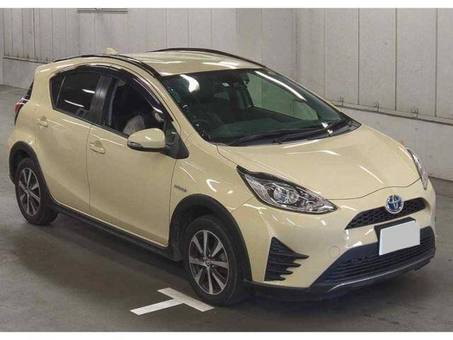 2018 TOYOTA AQUA | Ref No.0120858561 | Used Cars for Sale | PicknBuy24.com