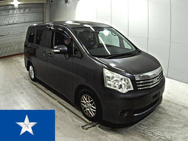 2012 TOYOTA NOAH | Ref No.0120913824 | Used Cars for Sale | PicknBuy24.com