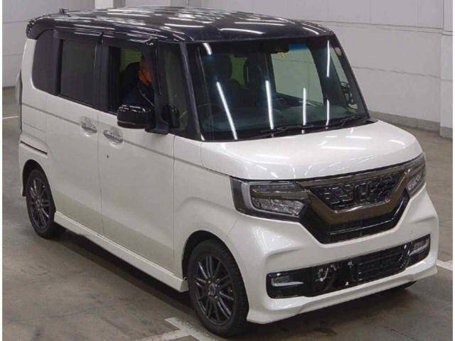 2018 HONDA N-BOX CUSTOM | Ref No.0120936019 | Used Cars for Sale | PicknBuy24.com