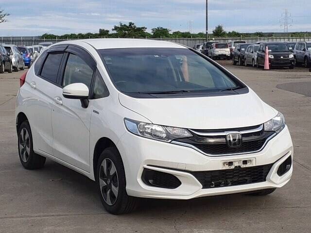 2018 HONDA FIT HYBRID | Ref No.0120968518 | Used Cars for Sale ...