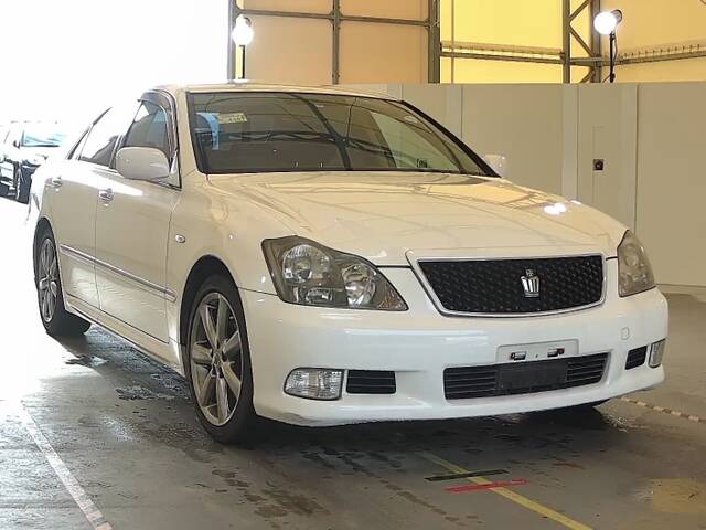 2007 TOYOTA CROWN | Ref No.0120996411 | Used Cars for Sale | PicknBuy24.com