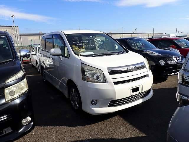 2010 TOYOTA NOAH | Ref No.0121047022 | Used Cars for Sale | PicknBuy24.com