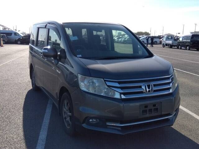 2013 HONDA STEPWAGON | Ref No.0121057956 | Used Cars for Sale ...