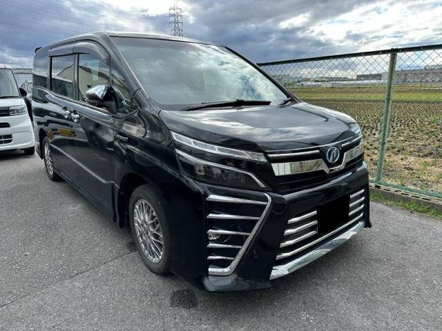 2020 TOYOTA VOXY | Ref No.0121063176 | Used Cars for Sale | PicknBuy24.com