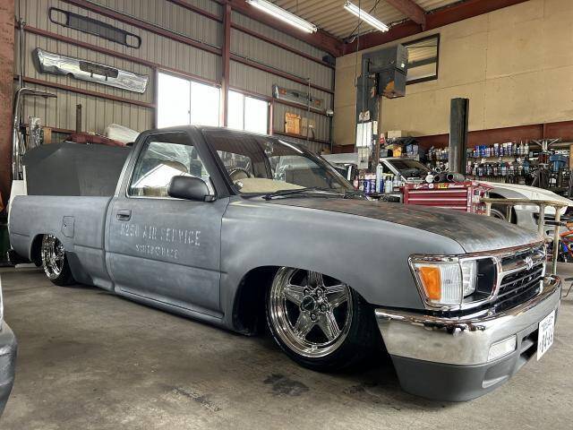 1997 TOYOTA HILUX | Ref No.0121213030 | Used Cars for Sale | PicknBuy24.com