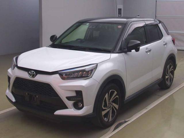 2022 TOYOTA RAIZE | Ref No.0121389537 | Used Cars for Sale | PicknBuy24.com