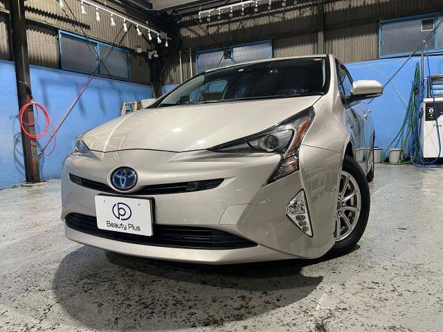 2018 TOYOTA PRIUS | Ref No.0121398874 | Used Cars for Sale | PicknBuy24.com